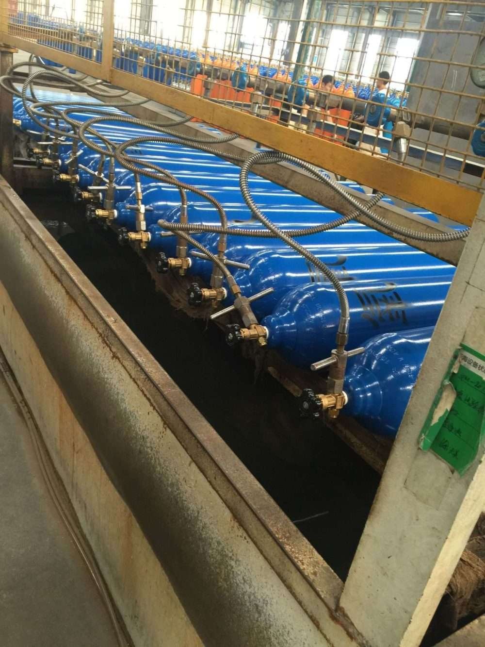 Safe Handling and Testing of Compressed Gas Cylinders
